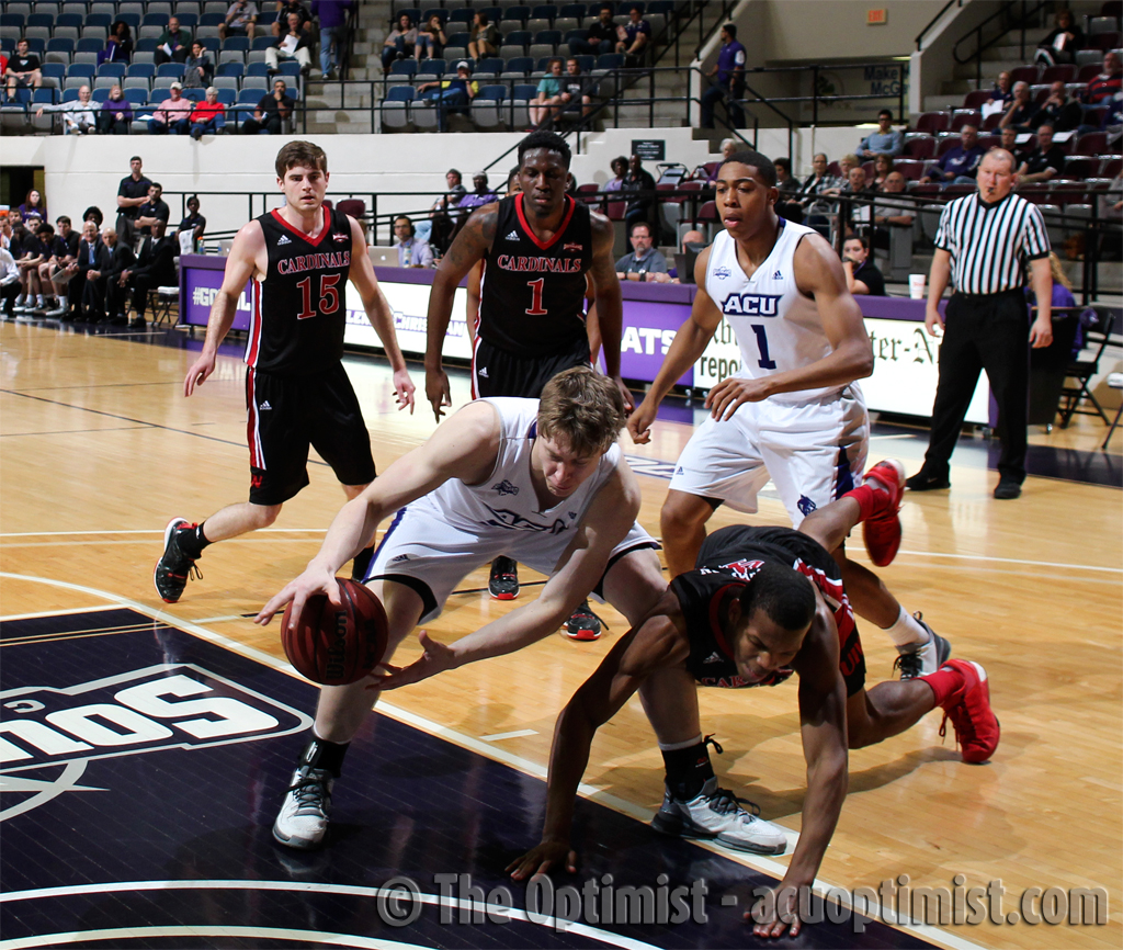 Wildcats visit northeast for first time in 96 years - The Optimist