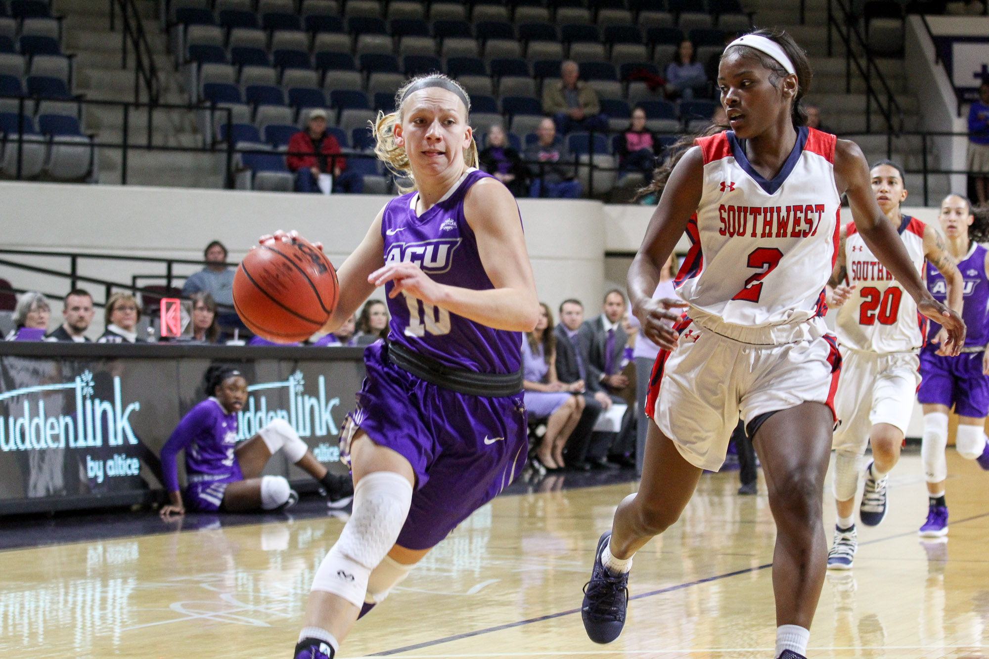 Women's basketball starts season with convincing win over Southwest ...