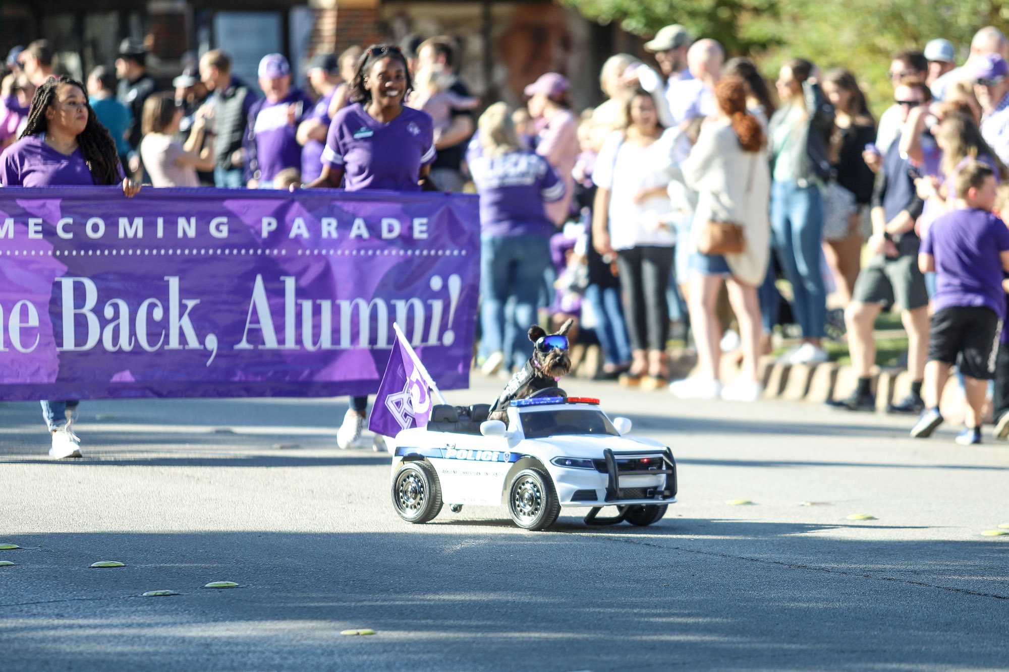 Gallery: Homecoming parade welcomes alumni back to campus - Optimist
