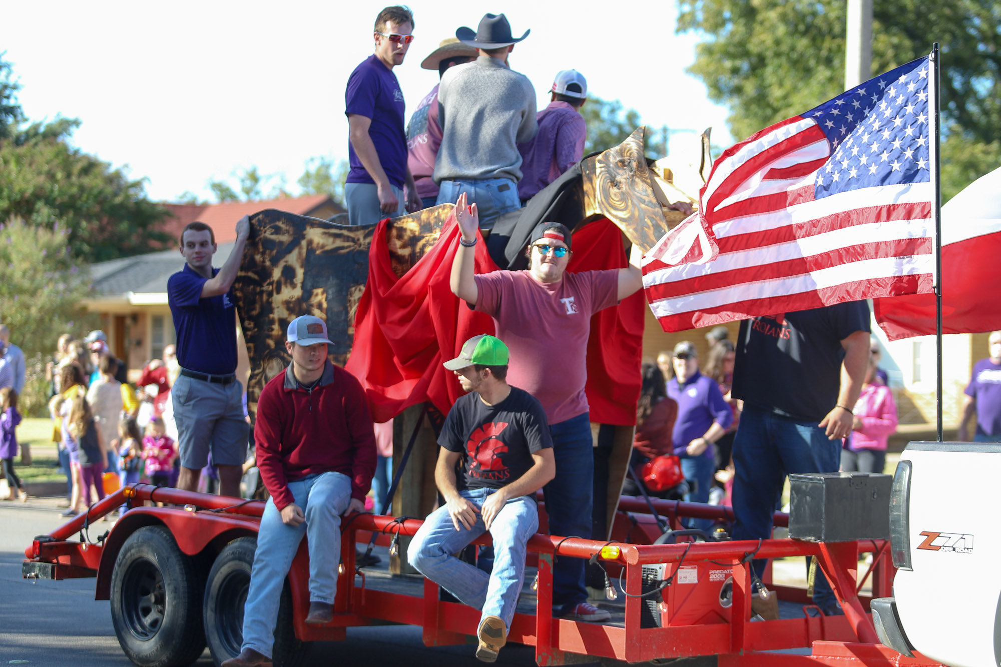 Gallery: Homecoming parade welcomes alumni back to campus - The Optimist