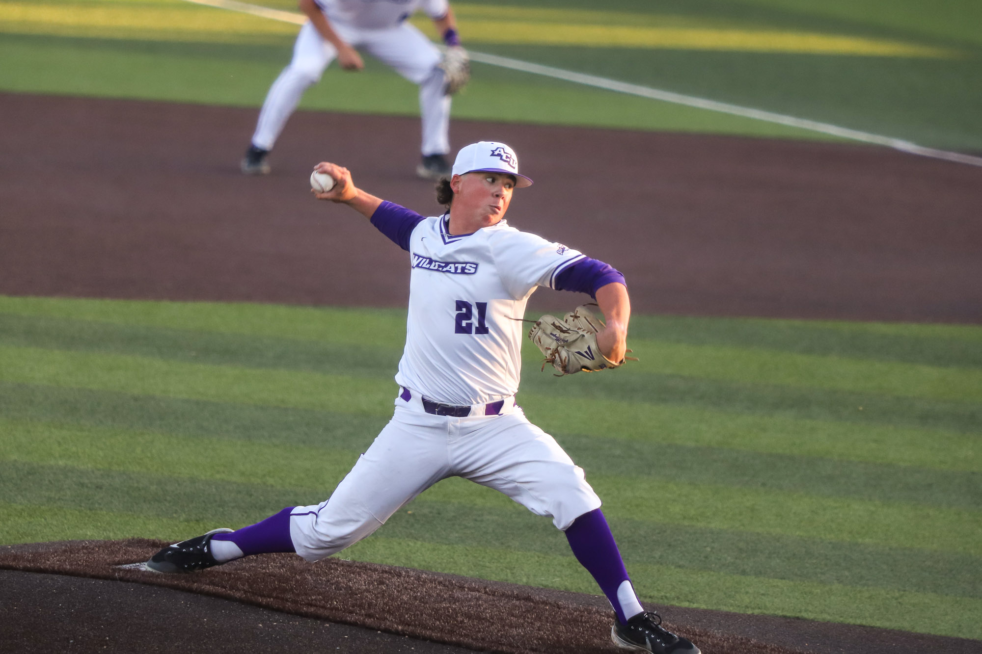 Baseball falls short against Northwestern - The Optimist