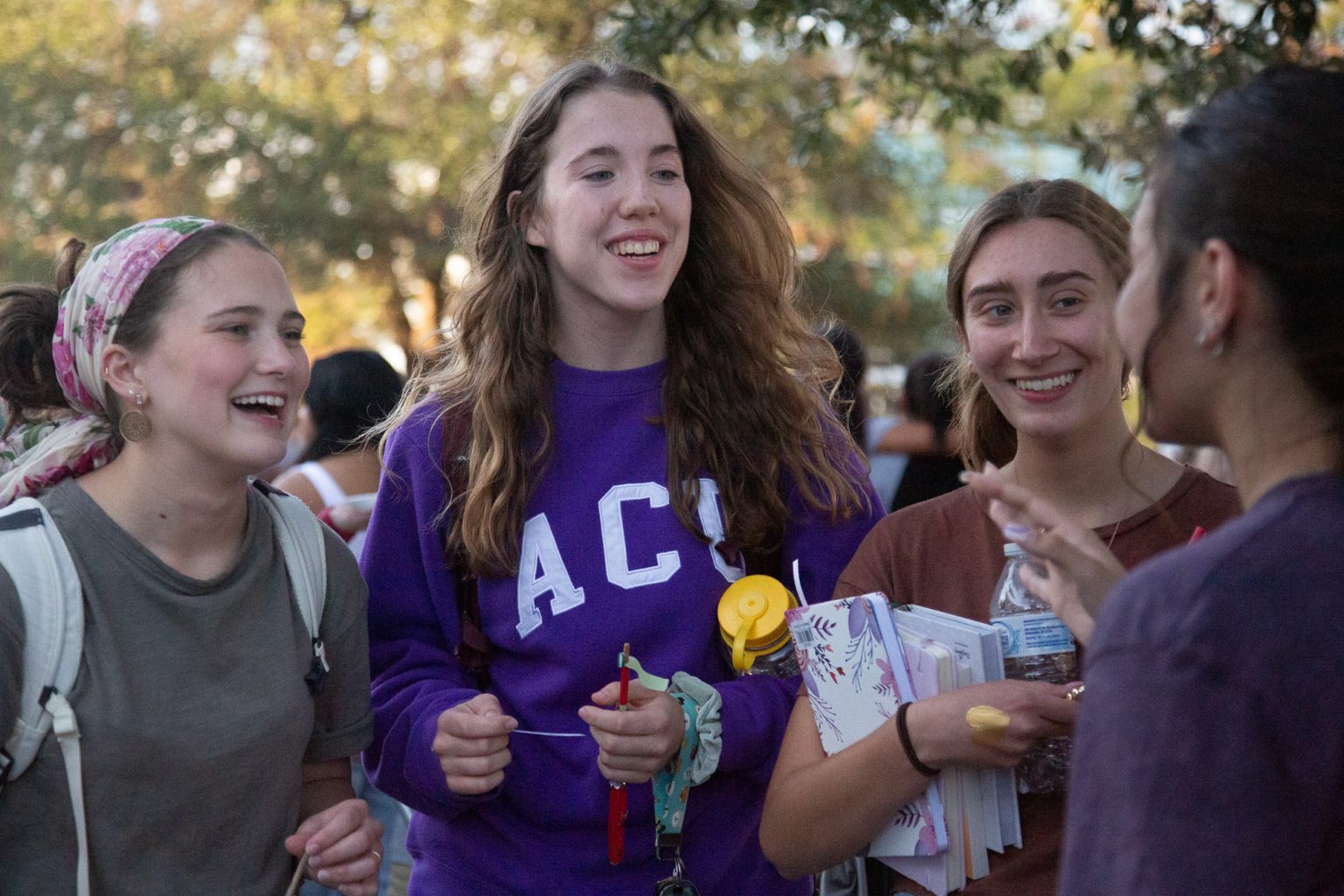 2022-09-30-6930-HXPx - The Optimist