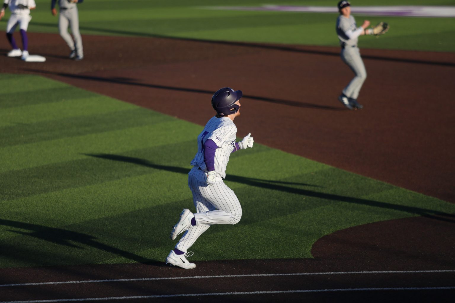 2023-02-17-0593-HXPx - The Optimist