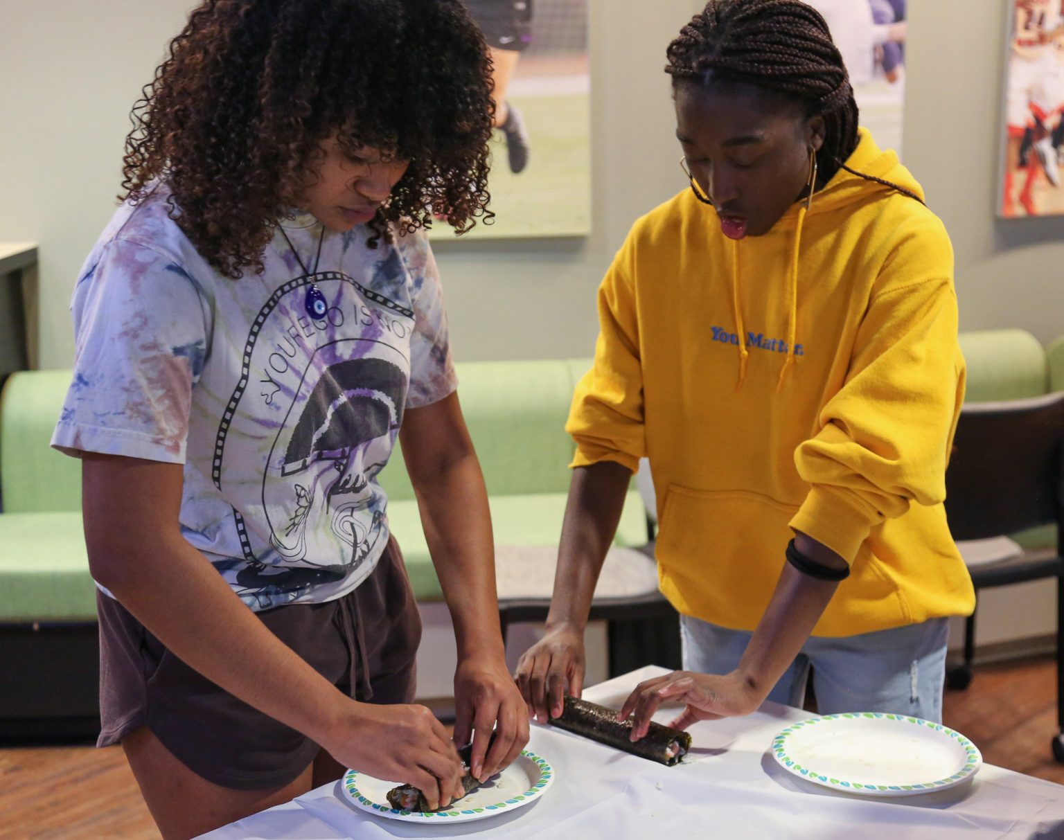 2023-04-20-2720-HXPx - The Optimist