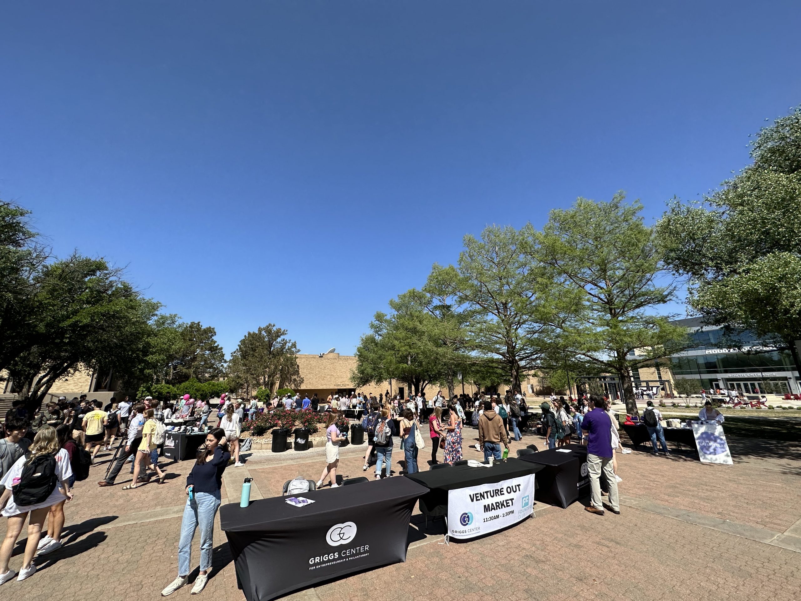 4th biannual Venture Out market provides entrepreneurial experience ...