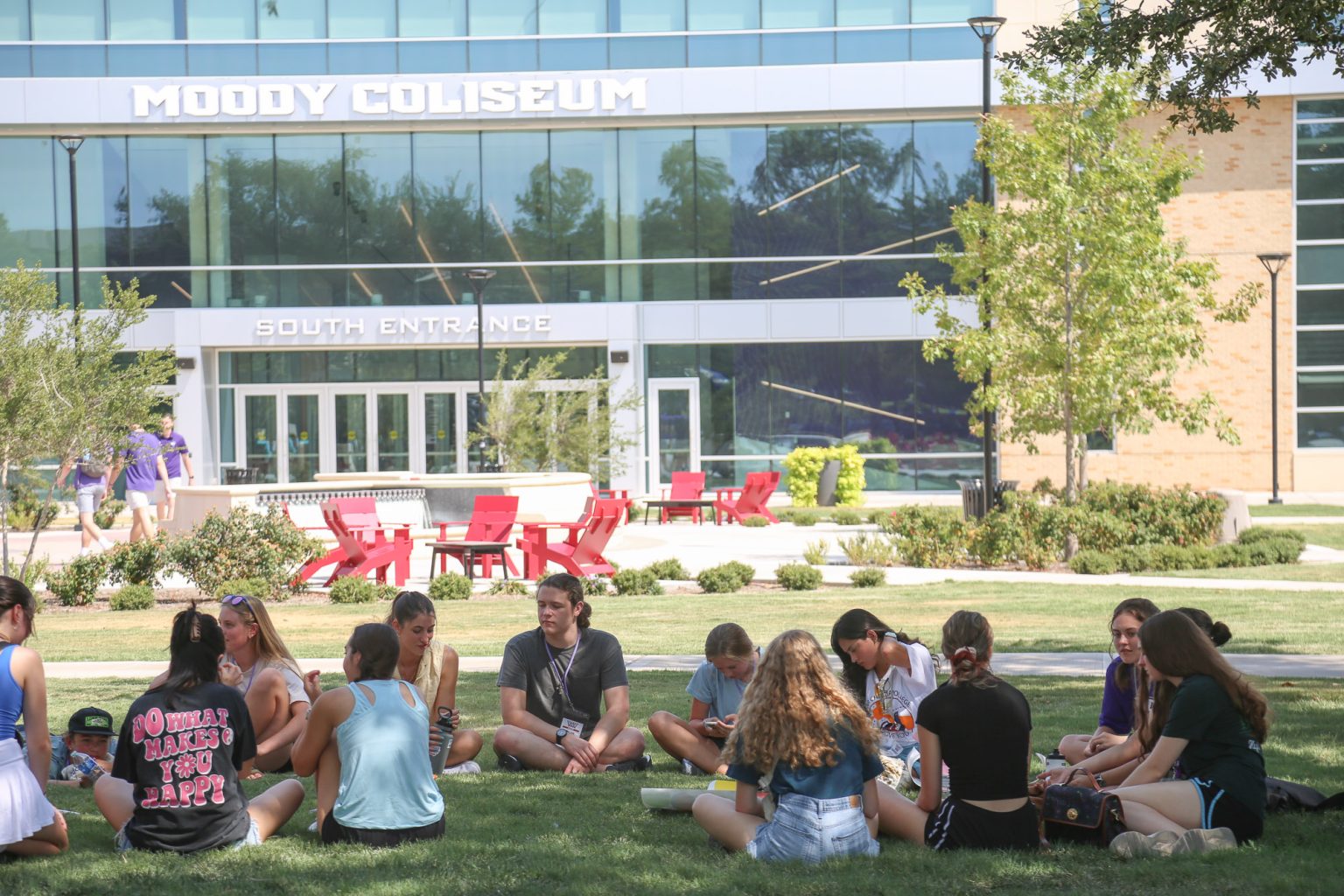 2023-08-24-3707-HXPx - Optimist