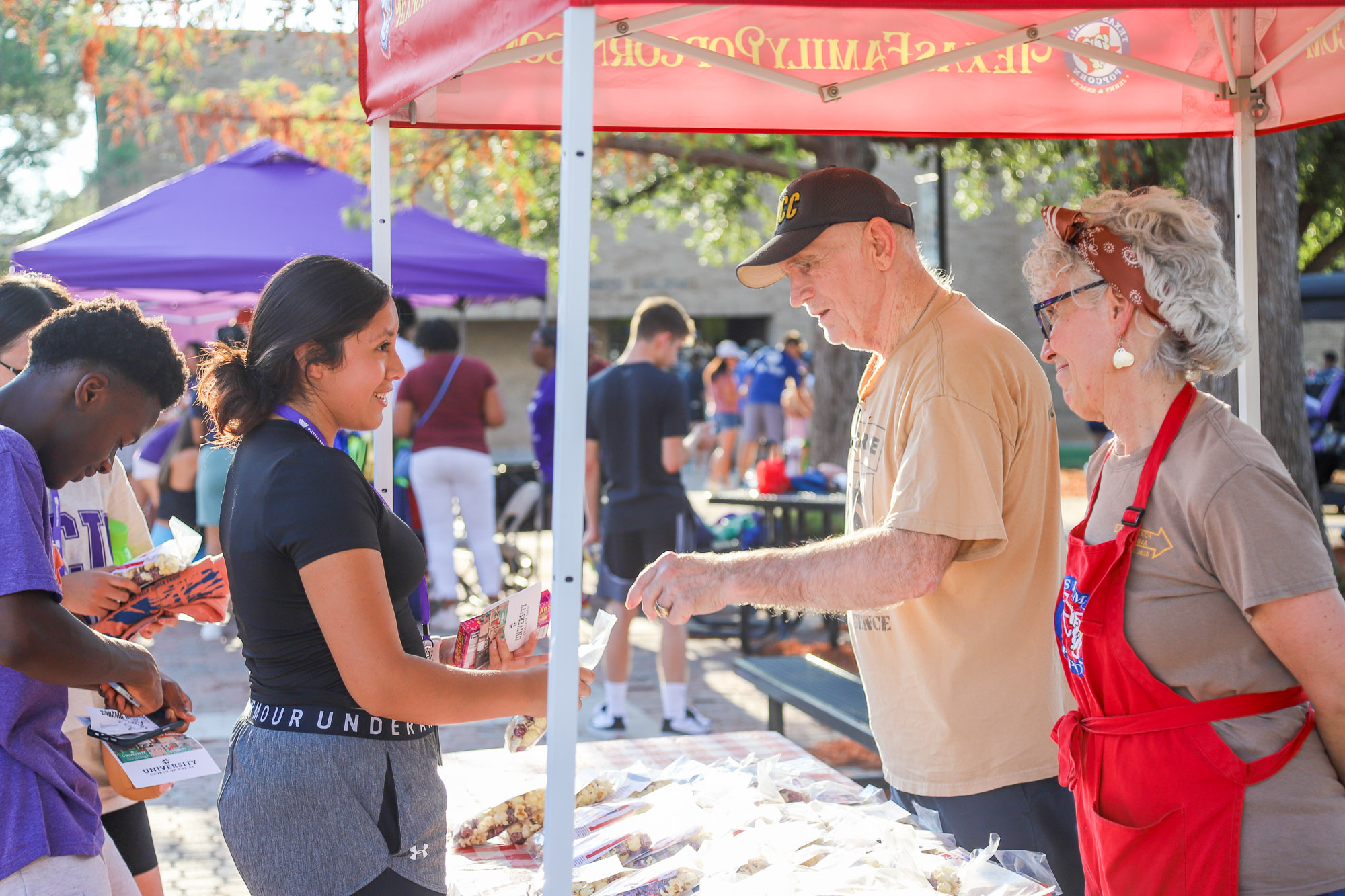 Gallery: Students enjoy an afternoon learning about clubs at ACU Fest ...