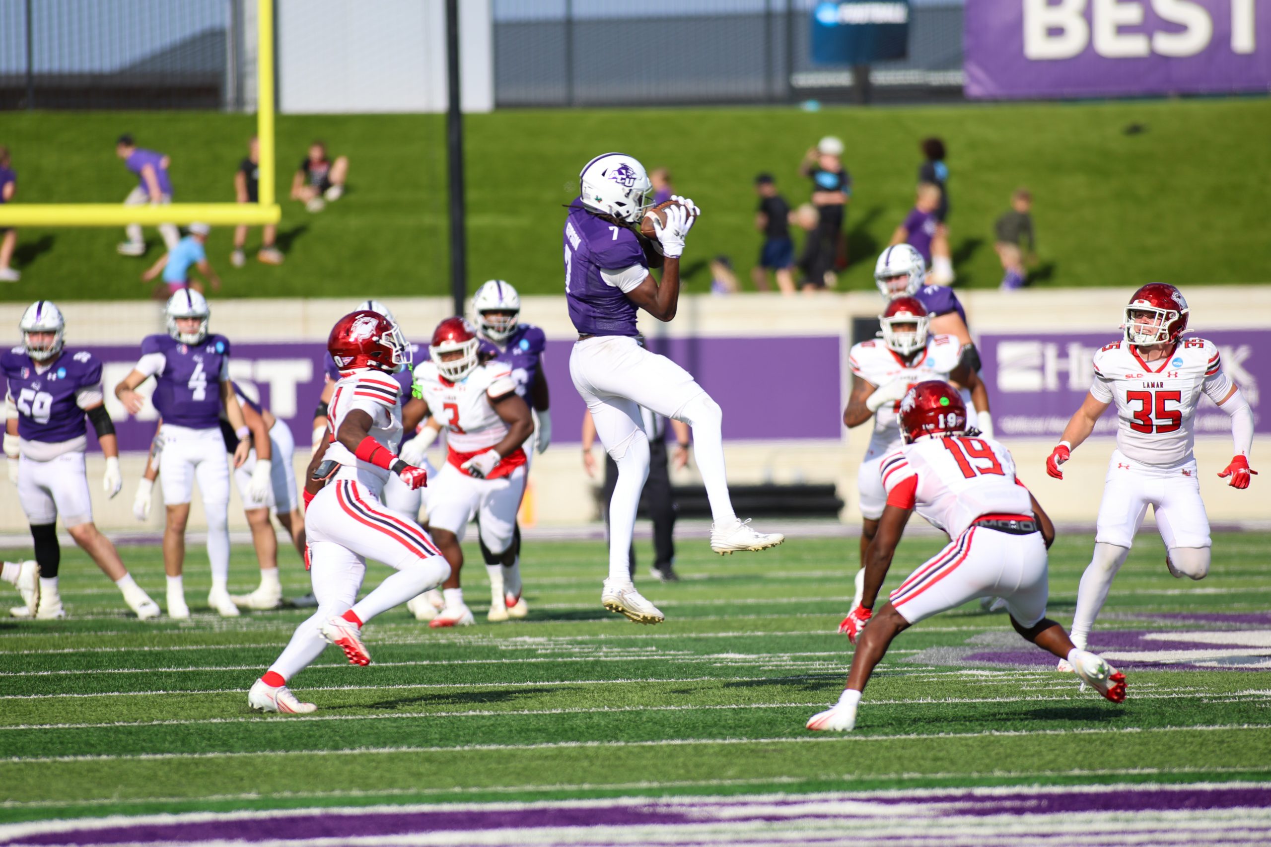 Wildcats roll through Lamar at home, advance to round two in FCS ...